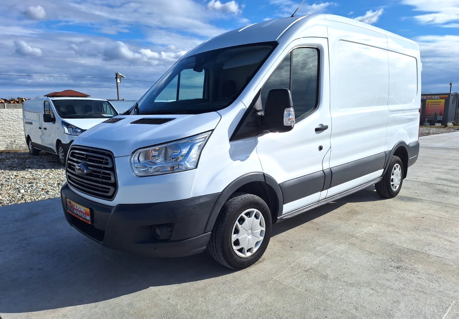 Ford Transit L2H2 - Leasing Autoutilitare
