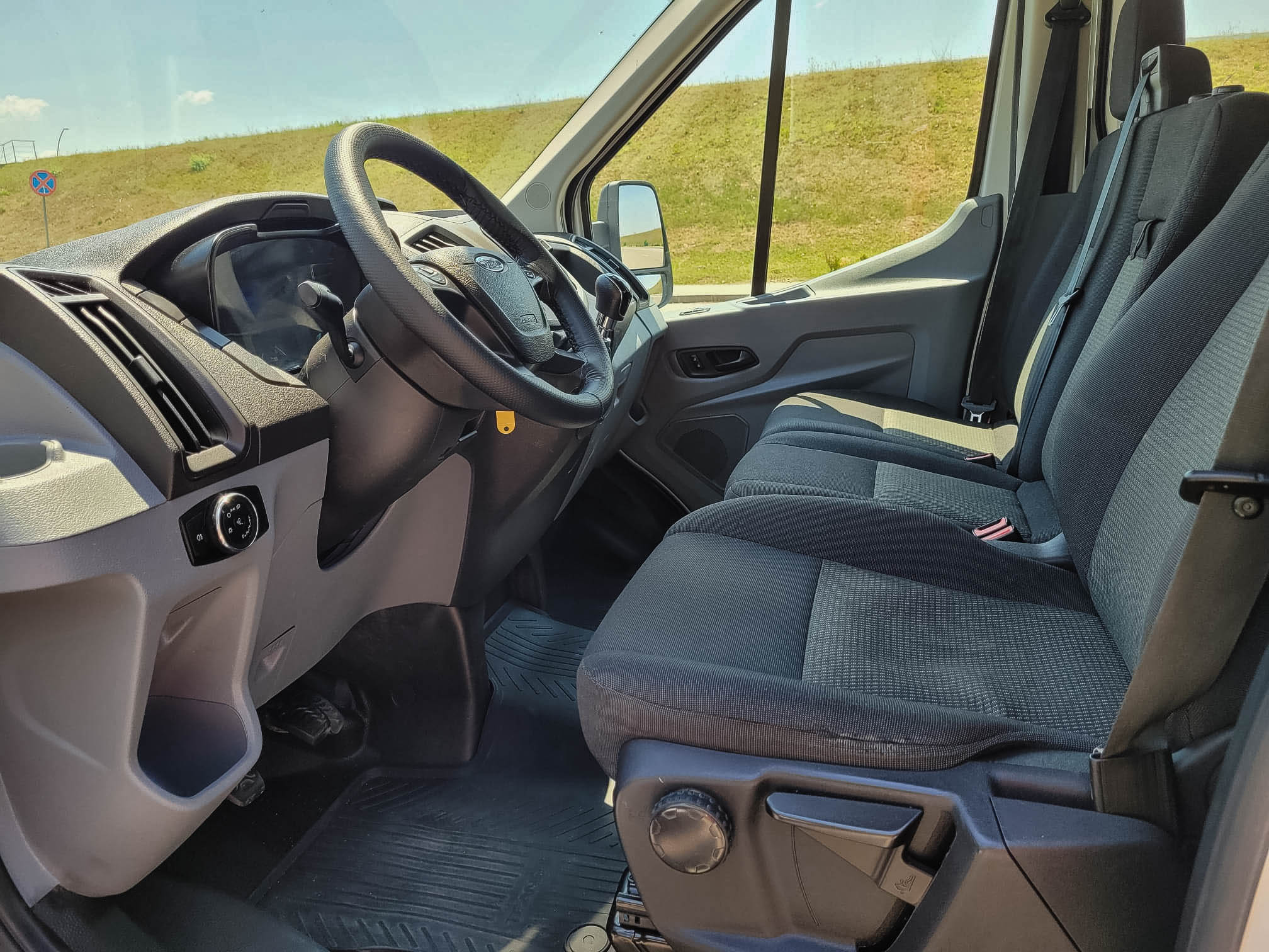 FORD TRANSIT DOKA BASCULABIL 7 LOCURI - leasing