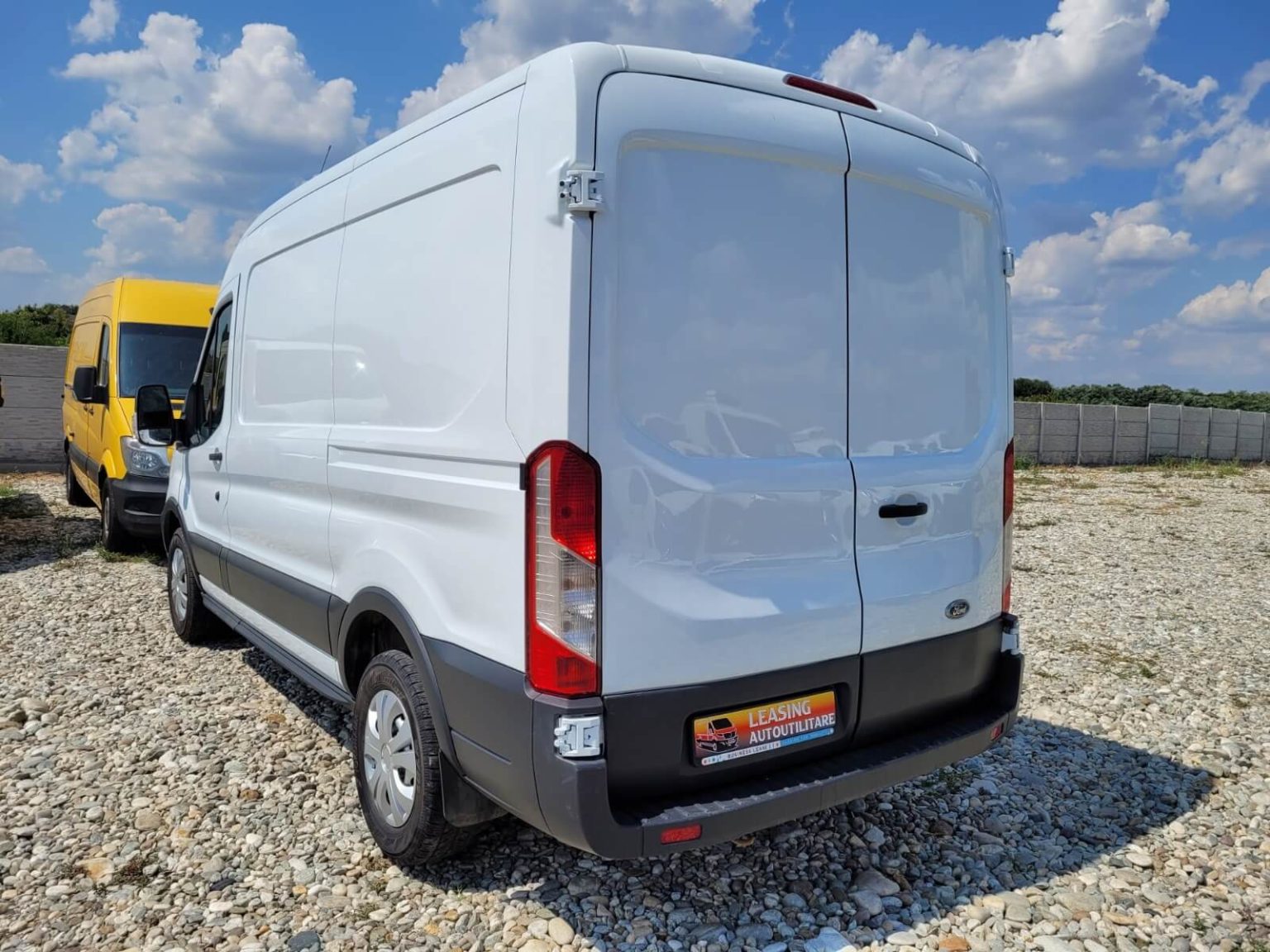 FORD TRANSIT L2H2 FRIGORIFICA - Leasing Autoutilitare