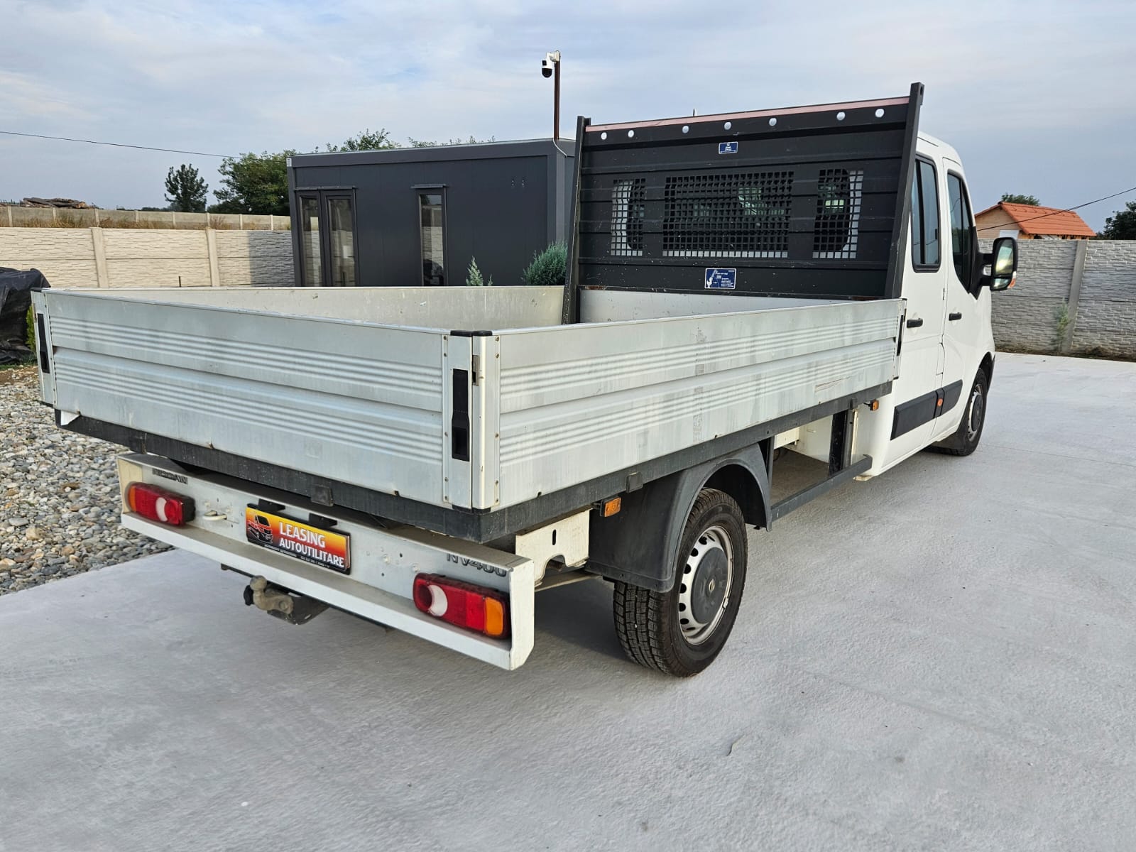 NISSAN NV400 DOKA 7 LOCURI - Leasing Autoutilitare