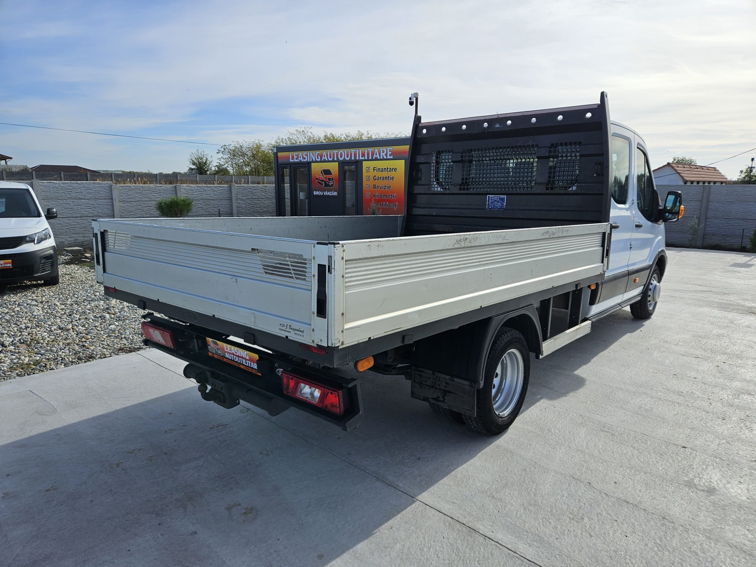FORD TRANSIT DOKA AXA DUBLA 7 LOCURI+BENA L=3.20m LEASING